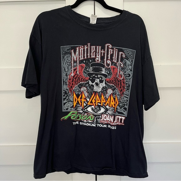 Motley Crue | Shirts | Motley Crue Poison Def Leopard Joan Jett Stadium ...